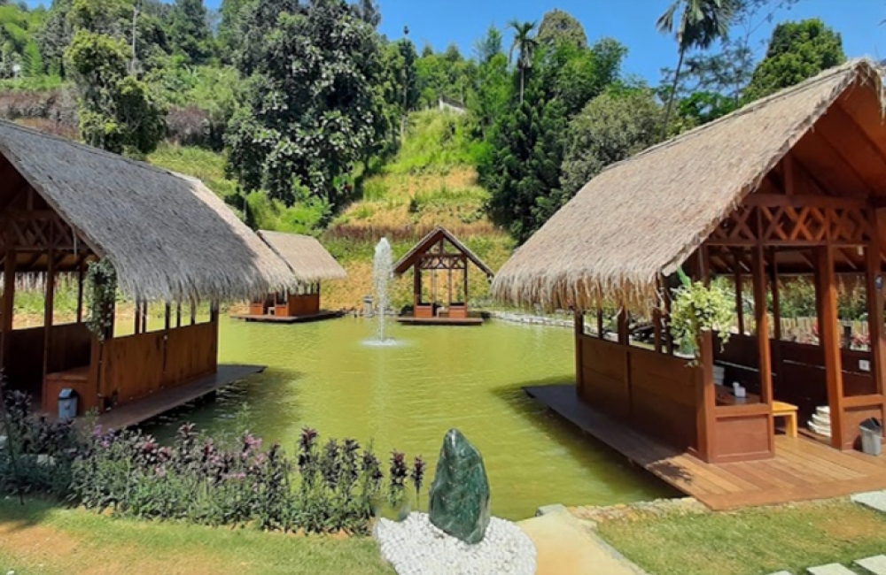 Kebon Joyo Cafe merupakan salah satu tempat destinasi wisata kuliner ...