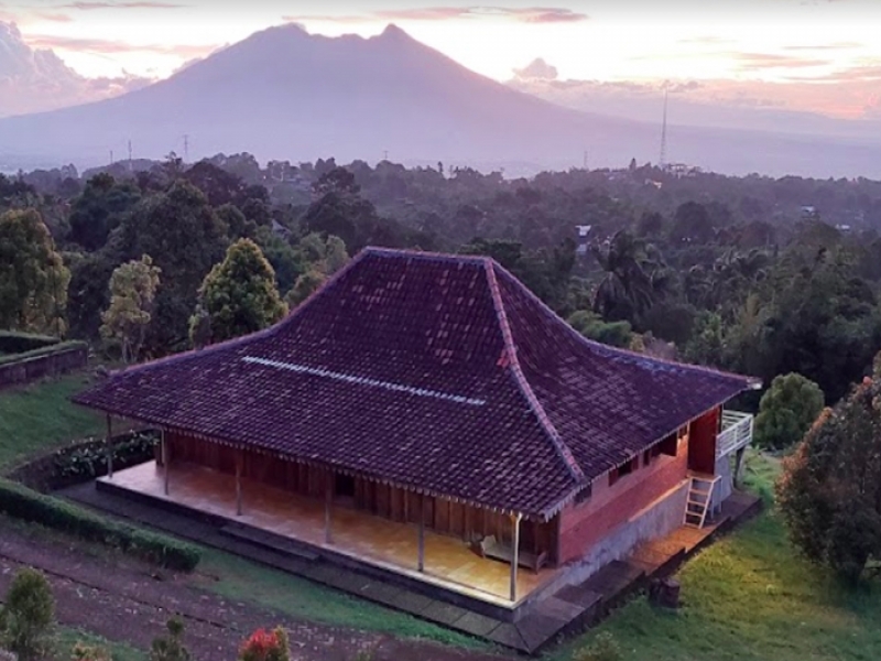 Pasir Angin Pas merupakan salah satu tempat destinasi wisata kuliner yang berupa cafe outdoor ...
