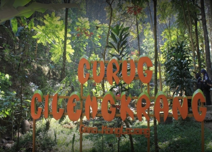 Curug Cilengkrang adalah salah satu destinasi wisata yang berada di ...